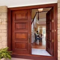 China Simple Design Solid Wood Interior Door for Modern Residential Applications with Customizable Size for sale