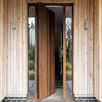 China Custom Solid Wood Interior Door and Solid Wood Internal Door with Blast Door Bullet Resistant Well Sealed Custom Solid Wood Design for sale