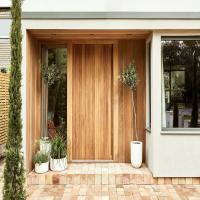 China Modern Blast Door Bullet Resistant Solid Wood Door for Residential Development Projects and Wooden Front Door Applications for sale