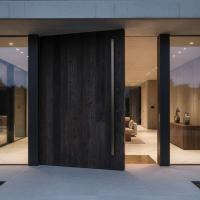 China Architectural Modern Exterior Entrance Solid Wood Door for Residential Development and Wooden Entrance Door Projects for sale