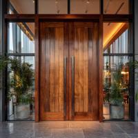 China Contemporary Solid Wood Entrance Door and Solid Wood Entry Door for Modern Housing Development Projects for sale