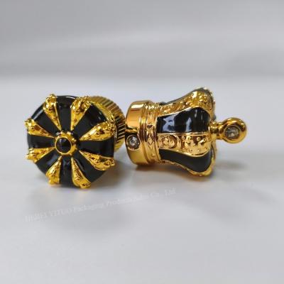 China 32mm Crown Cap Metal Pump Perfume Bottle Lid - 24mm Width, Black & Gold Finishes, Premium Metal Construction for sale