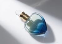China 30ml 50ml 100ml Colorful Empty Perfume Bottle with Screw Spray Glass for Cosmetic Packaging for sale