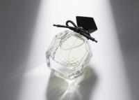 China 50ml Glass Perfume Bottles Bulk Wholesale - Borosilicate Material with 30ml/100ml Options and Custom Spray Pump for sale