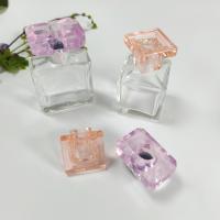 China 50ml Transparent Square Glass Perfume Bottle - Borosilicate Glass with Customizable 100ml Option for sale
