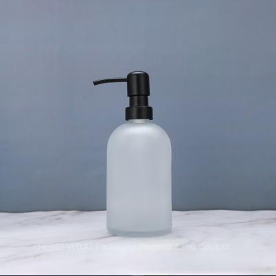 China 500ml Glass Shampoo Bottles with Pump Customizable Colors Leak Proof Square Design for sale