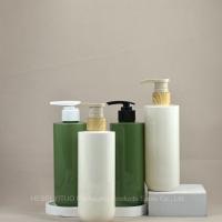 China 500ml Green Plastic Shampoo Container with Press Pump - Travel Refillable PET Bottle 15.4cm x 7.5cm for sale