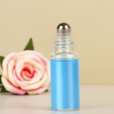 China Roll On Essential Oil Bottle 10ml 15ml 30ml Leak Proof Glass Applicator for Aromatherapy for sale