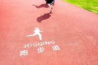 China Durable Sandwich Running Track SBR Sports Flooring 13mm Eco Friendly Spray Coat for sale