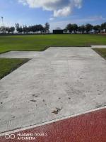 China 8mm Permeable Eco Running Track Flooring for Outdoor Sports Surfaces 13mm Thickness for sale