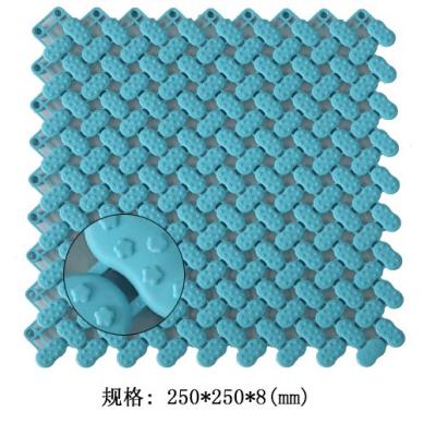 China 350g/pc Plastic Interlocking Flooring Modular Garage Self Draining Indoor Flooring Tiles for sale