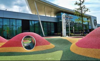 China UV Resistant EPDM Rubber Flooring 8-15mm for Playground and Athletic Running Track for sale