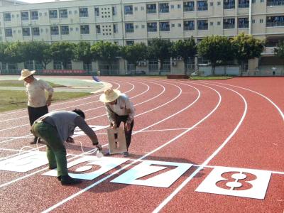 China 3mm Two Layers Synthetic Sports Flooring EPDM Rubber Playground Surface 13mm for sale