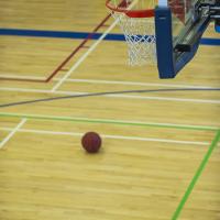 China 15mm Anti Bacterial PVC Badminton Flooring Anti Slip Sports Floor 1.42m Width for sale