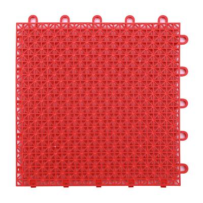 China Recyclable Outdoor PP Interlocking Flooring Tiles 304.8x304.8x13mm Multi Field Red for sale