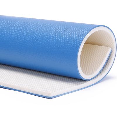 China Multi-Purpose PVC Sports Flooring 3.5mm-7mm Anti-Slip Sound Reduction for Badminton Court for sale