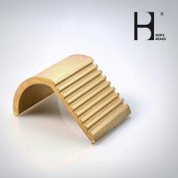 China Gold Brass Antislip Stair Strip 2.5cm x 100cm L Shape Customizable 30 Year Warranty for sale