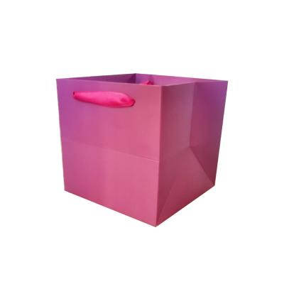 China Customization luxury Recyclable Shopping Clothing Custom Color Craft Purple Kraft Paper Gift Bag for sale