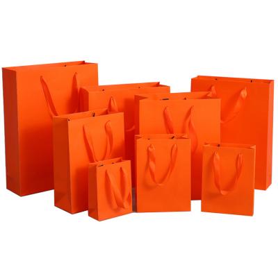 China Wedding Favor Kraft Paper Bag Candy Cookie Storage Paper Bag Custom Label White Goody Packaging Paper Bag for sale