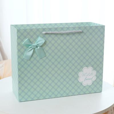China Cosmetics Luxury Gift Shopping Paper Bags with Button Print Custom Fashion Cardboard Paper Box Printing Screen Printing Accept for sale
