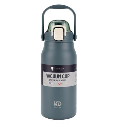 China 2 Litre 2 Quart  1.3L/1.7L Vacuum Sports Bottle 304 Stainless Steel   With Silicone Straw Lid for sale