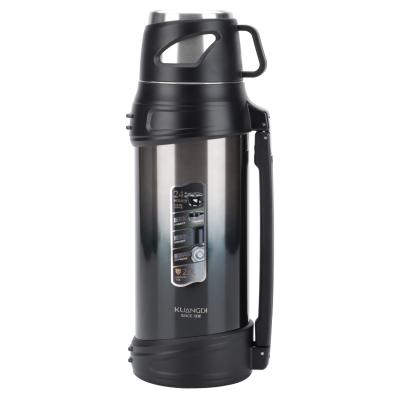 China 2 Liter Vacuum Travel Pot Stainless Steel Water Bottle Insulated Chilly Bottle 2000ml for sale
