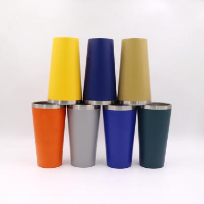 China 16 oz Tumbler Cup Stainless Steel Vacuum Insulated Coffee Beer Pint Cup With Lid for sale