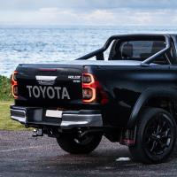 China Tail Lamp 2016 Hilux Stop Reverse Lamp Toyota car Accessories Led Tail Light OEM Yes for sale