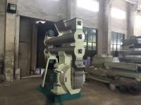 China Complete Feed Ring Die Pellet Mill Industrial Pelletizer Machine 21tH for sale