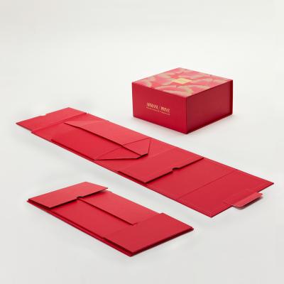 China Craft Magnetic Rigid Boxes Printed Pink Luxury Folding Packaging Space Saving for sale