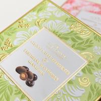 China Personalized Food Packaging Box Folding Chocolate Paper Box With Logo Printing for sale