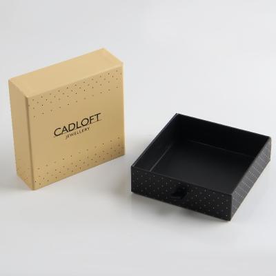 China Customized Tie Gift Box White Card Printed Logo Pull Out Space Saving for sale