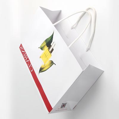 China Surface Smooth Paper Gift Box Biodegradable Recycled Custom Luxury Paper Bags for sale