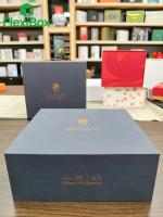 China Custom Honey Gift Box with Book-Style Handle and Dark Grey-Blue Cross-Hatch Paper Featuring Gold Foil Stamping for sale
