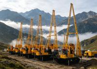 China Strong Power Safe Control Crawler Water Well Drilling Rig For Borehole Construction for sale