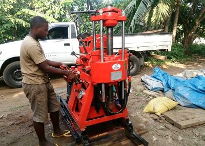 China 18PH/22PH Hydraulic Borewell Machine For Soil Testing for sale
