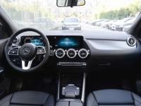 China Mercedes-Benz 2023 GLA 220 4MATIC Compact SUV 2.0T 190HP 8DCT 4WD New for sale