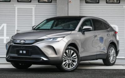 China Toyota Harrier 2022 Hybrid 2.5L E-CVT 4WD Flagship Medium SUV 5 Seats for sale