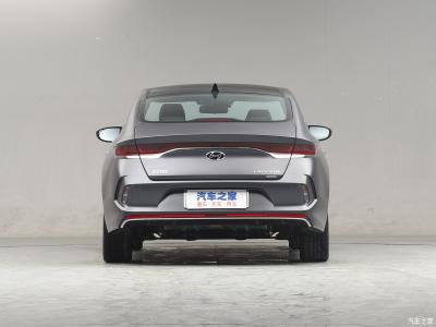China Hyundai Feista Pure Electric 2020 DLX Pleasure Version 56.5kWh 490km Range FIX Transmission for sale