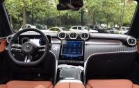 China Mercedes-Benz GLC 260L 4MATIC Luxury SUV 5 Door 5 Seats 2.0T 197HP 9-Speed for sale
