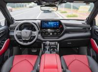 China 2023 Toyota Crown Kluger 2.5L HEV 4WD Hybrid SUV 5 Door 7 Seats 183kW for sale