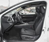 China Toyota Camry 2023 2.5L 4 Door 5 Seat Sedan Gasoline Hybrid 152kW 8AT China Export for sale