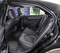 China Toyota Camry 2019 2.0G Upgrade Medium Car 5 Seats Gasoline 4885mm Length China Professional Vehicle Exporter for sale