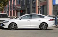 China BYD Qin Plus 2023 Champion DM-i 120km Leading Plug-in Hybrid Sedan 1.5L 110HP for sale