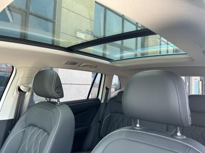 China 2019 Roewe RX5 20T Compact SUV Two Wheel Drive BLACK WHITE for sale
