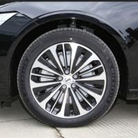 China Volvo S90 2023 B5 Zhiyi Haohua 2.0T 250HP Gasoline 48V 4 Door 5 Seats Saloon for sale