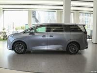 China Denza D9 EV600 2022 Flagship Edition 4WD Medium Large MPV 5250mm 600km Range for sale