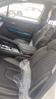 China Hyundai CUSTO 2023 Gasoline MPV 4950mm Length 3055mm Wheelbase Luxury Top Version for sale