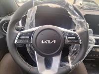 China Kia K3 1.5L CVT Deluxe Gasoline Sedan 4666mm Front Wheel Drive for sale