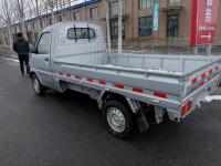 China Wuling Rongguang Flatbed Mini Cargo Truck 1.5L 102HP Gasoline 2 Seats 2250mm Cargo Bed for sale